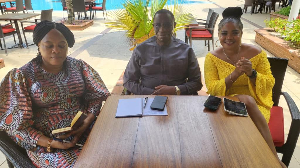 H. E. Dr Benson Bana met with Ms. Mercy Alexander of D’ Gallery TV on ...